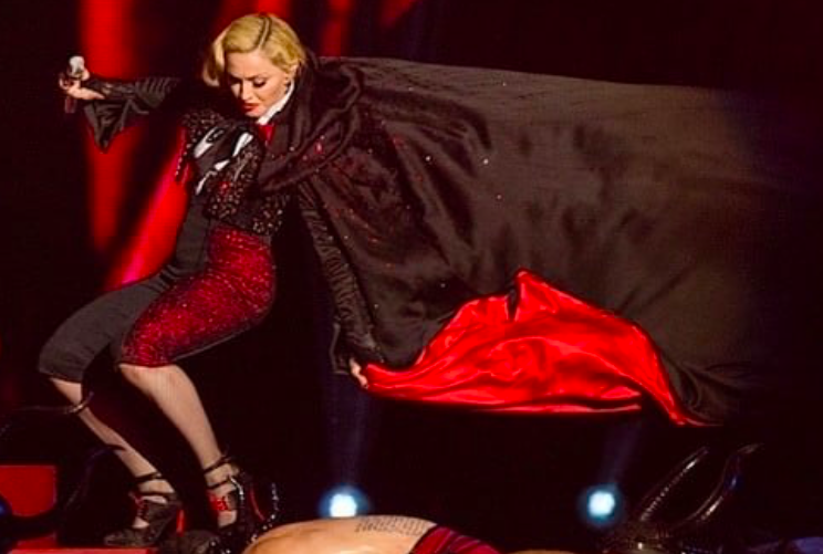 Top 10 Most Embarrassing Celebrity Moments